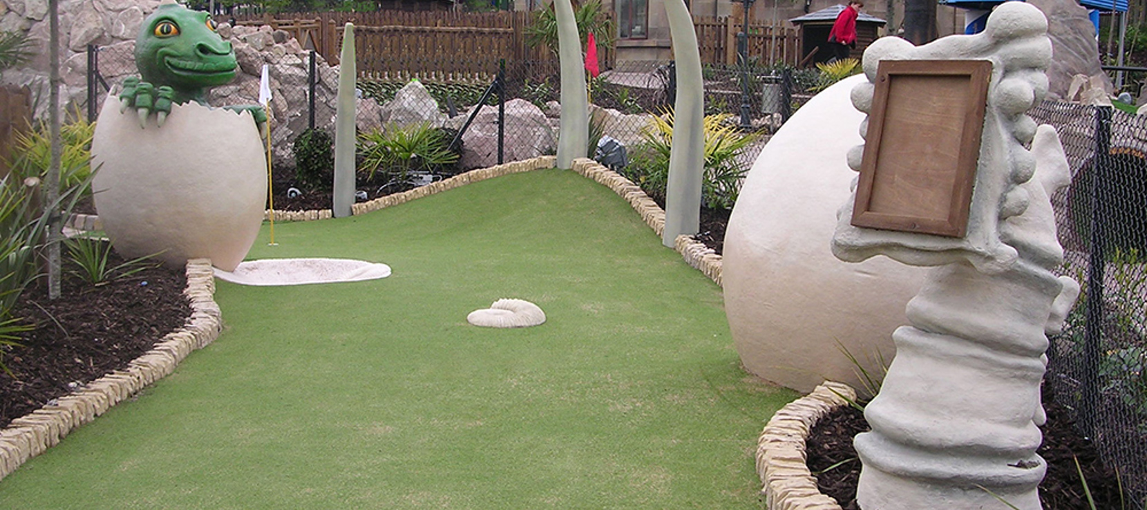Adventure Golf at Alton Towers | City Golf Europe