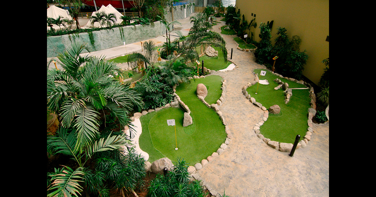 Unique tropical golf indoors | City Golf Europe